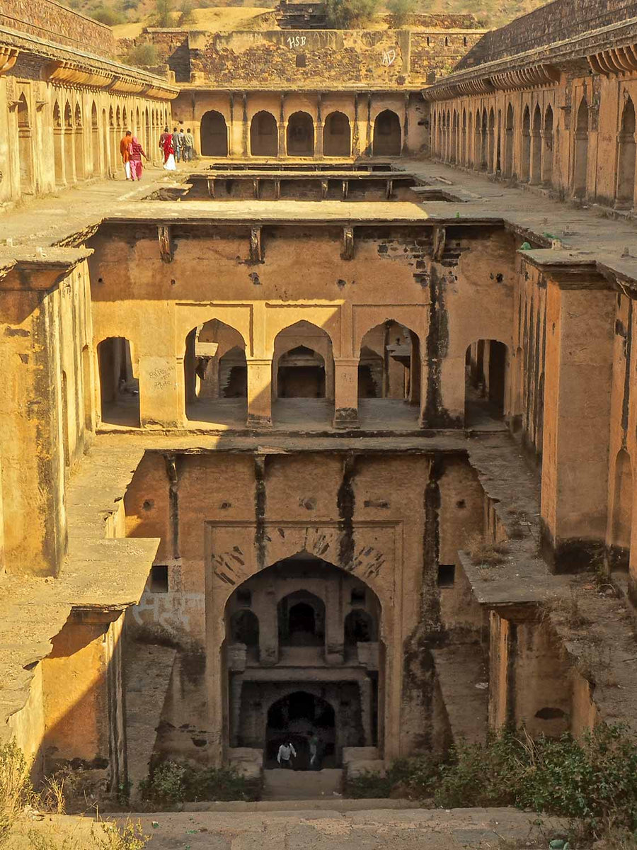 Neemrana Stepwell, Landscape View, Rajasthan – Silk Road Gallery